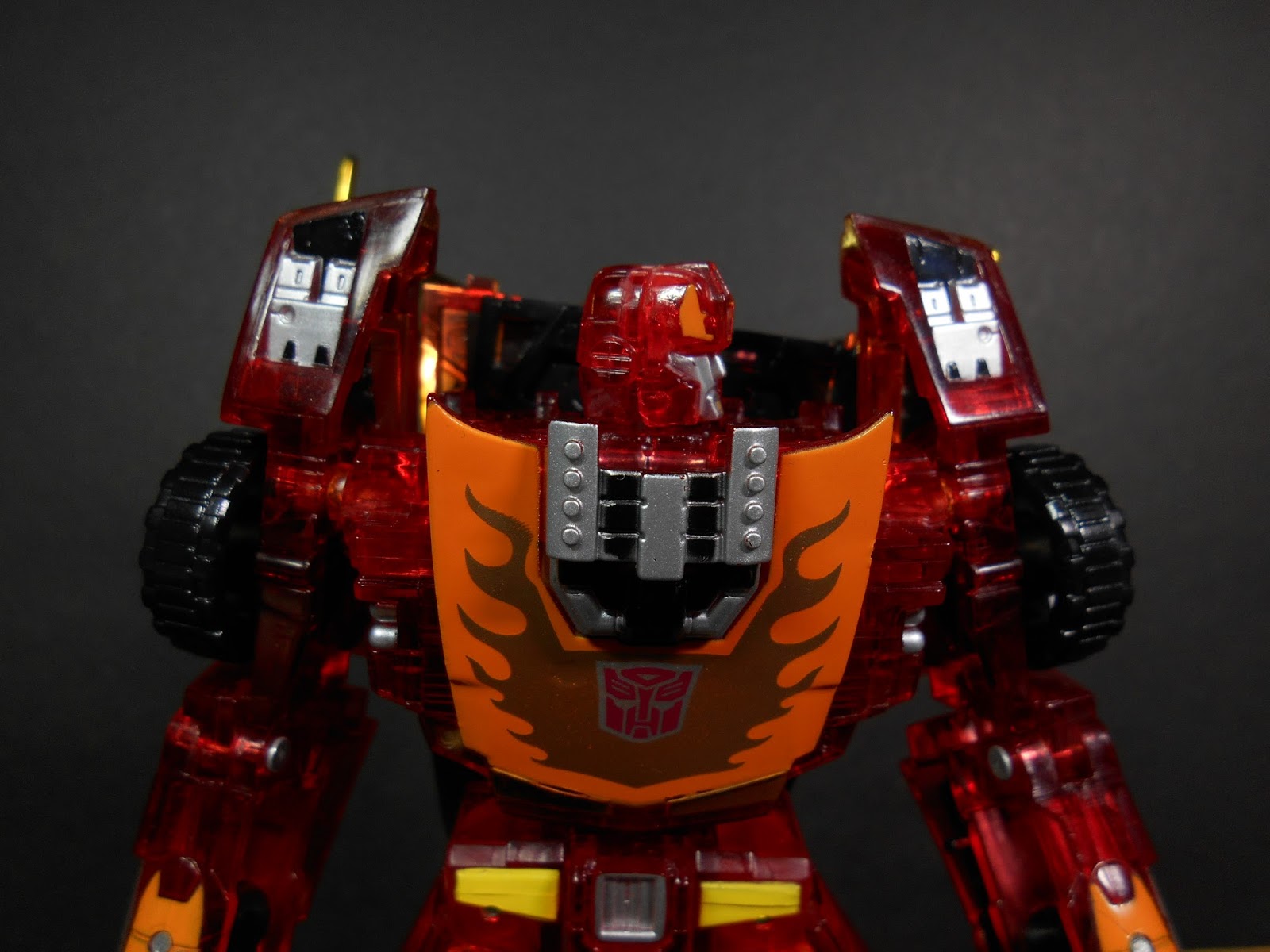 Review: Sons of Cybertron Rodimus | Night's Corner