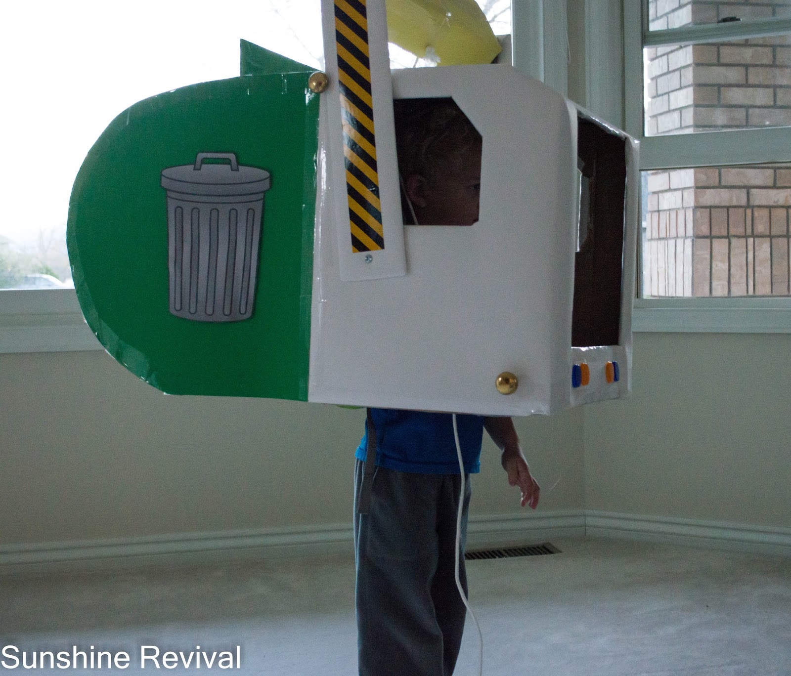 Sunshine Revival: Working Garbage Truck Halloween Costume