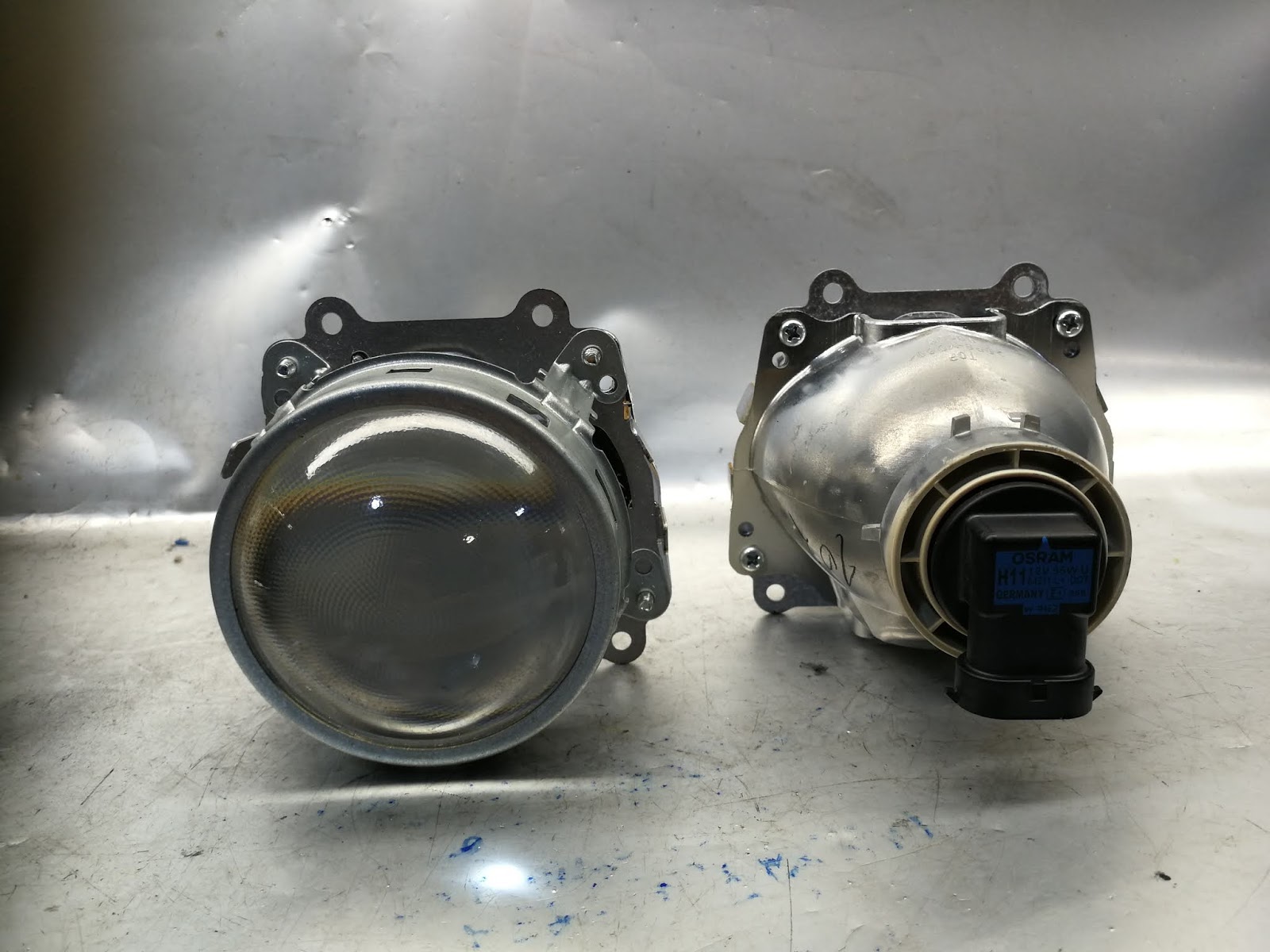 Naprawa świateł samochodowych: Test soczewek KOITO - Made in Japan