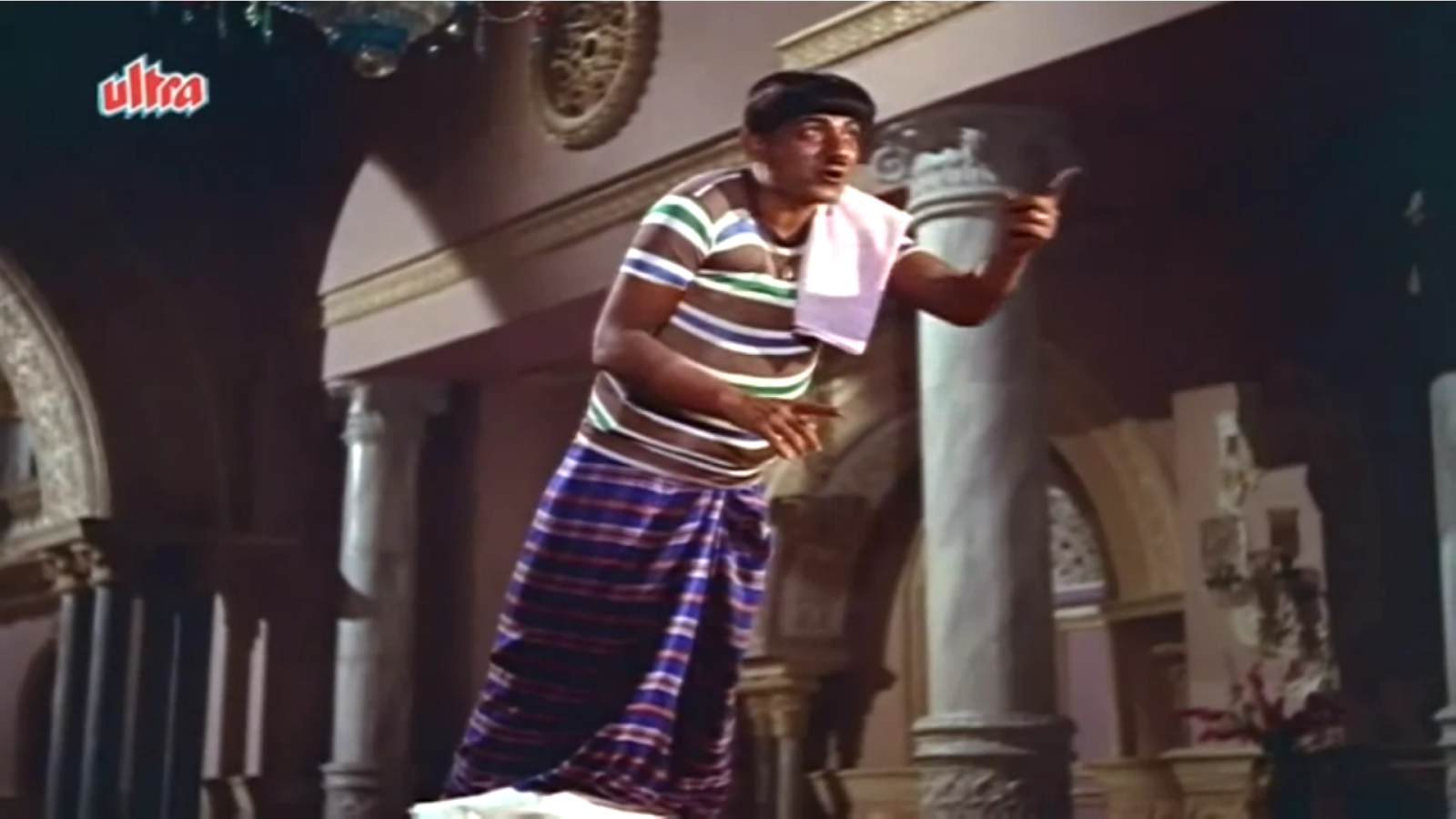 Tarun Bose and the World of Cinema: Gumnaam - My Father's First Colour Film