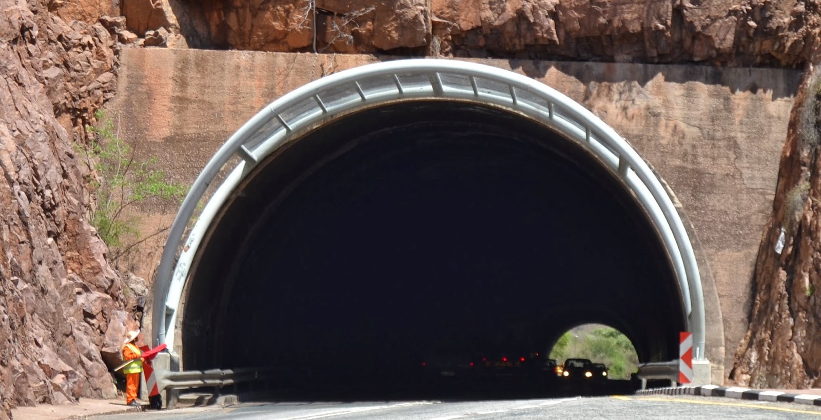 I Travel South Africa: Hendrick Vervoed Tunnel N1 Road Louis Trichardt ...