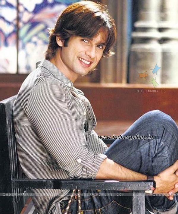 Shahid Kapoor Bollywood Actor Biography - Celebrity Gallery