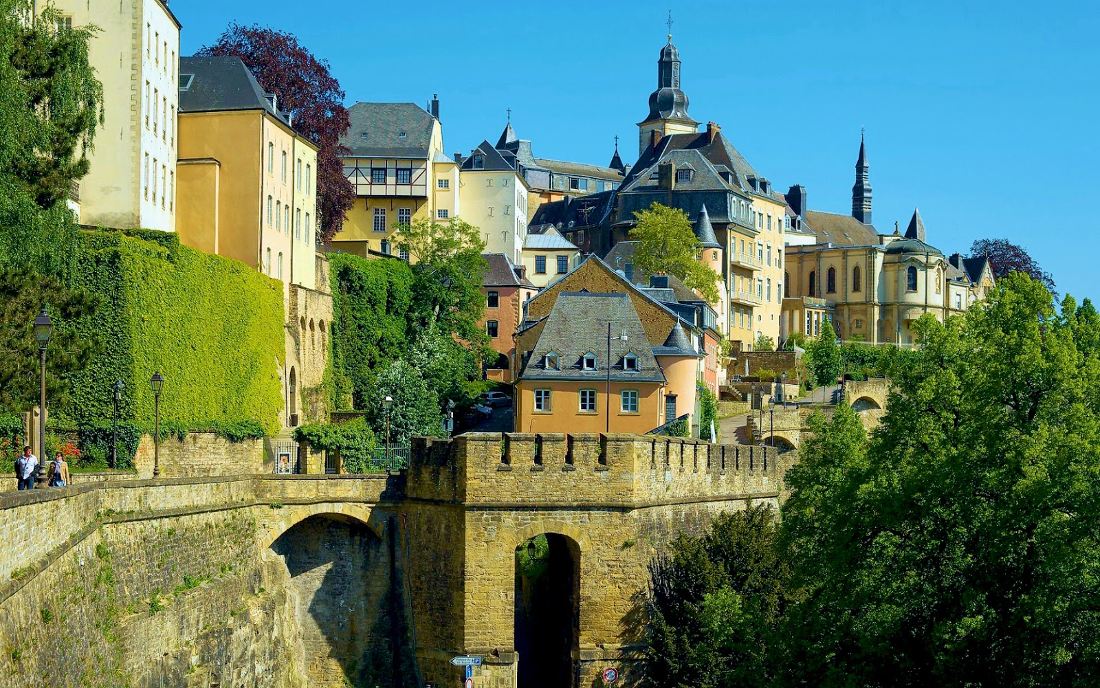 Travel & Adventures: Luxembourg ( Groussherzogtum Lëtzebuerg ). A ...
