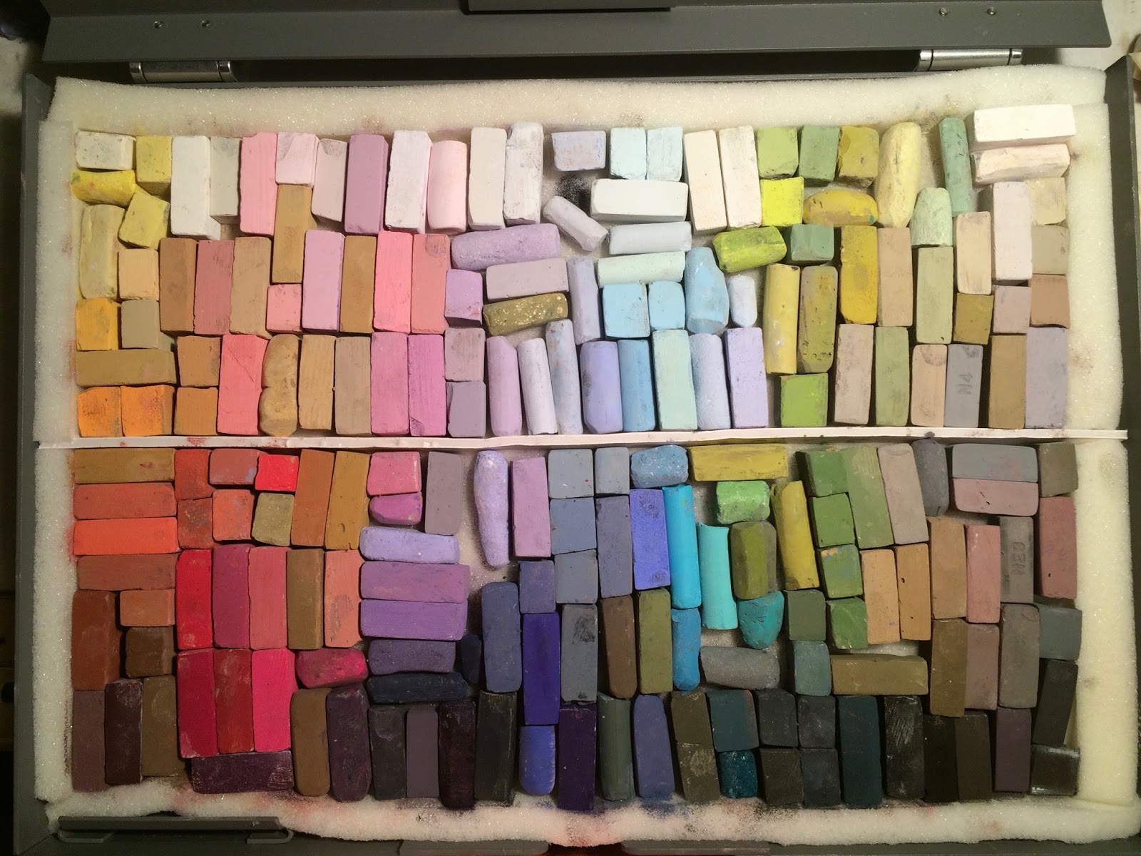 Artist Brenda Boylan customizes the STRADA Easel for Pastels!