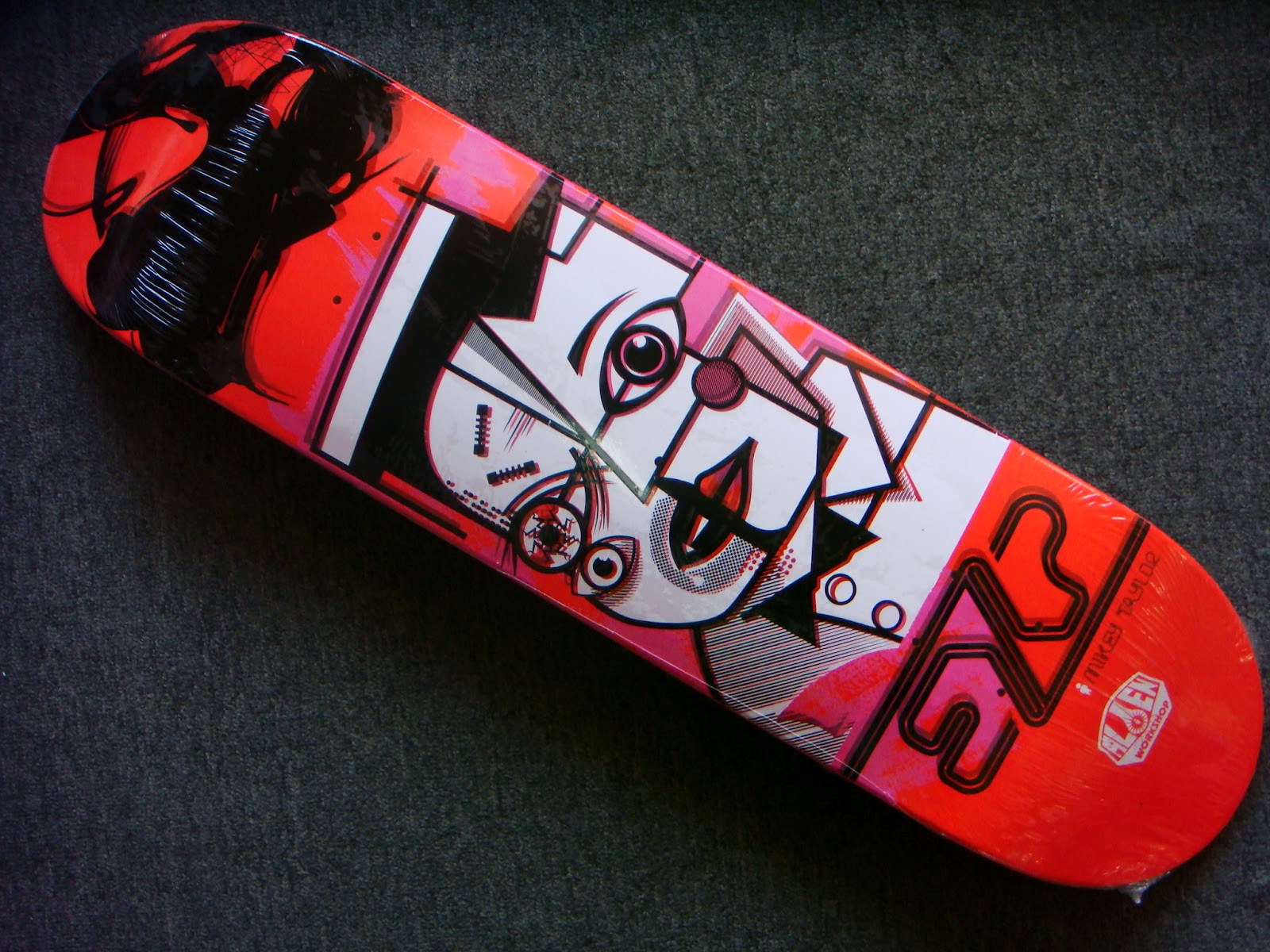 SEKTAskateshop: ALIEN WORKSHOP Skateboards