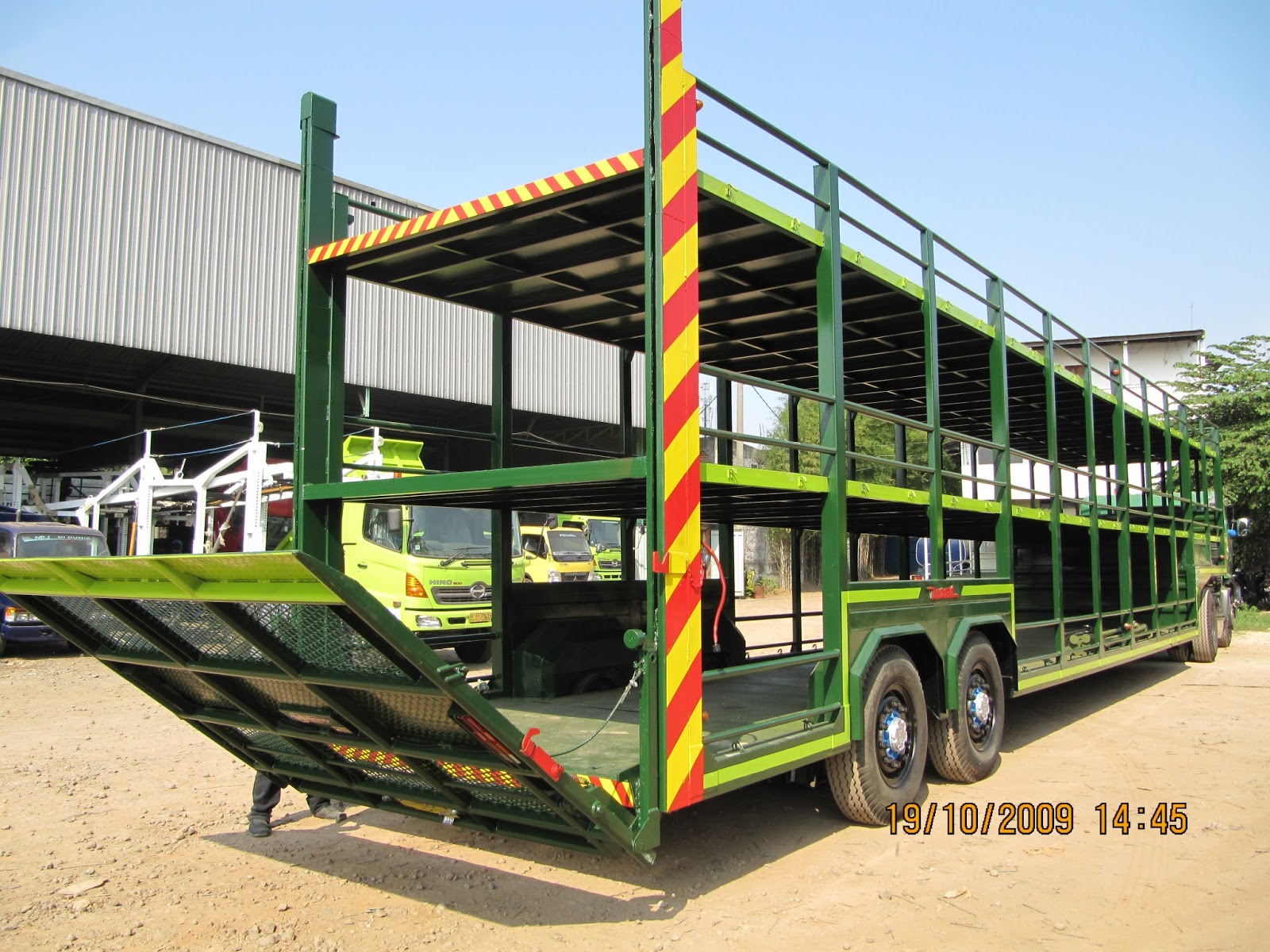 DIAMOND TRAILER - KAROSERI TRUK DAN TRAILER: TRUK DAN TRAILER ANGKUTAN ...