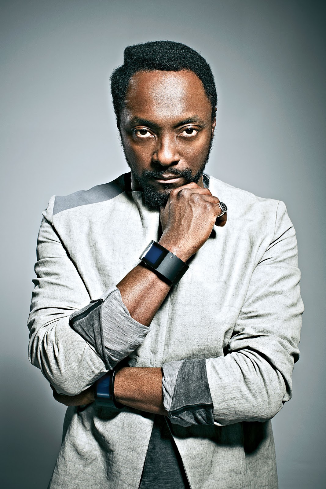 El Lavadero de las Muñecas: WILL.I.AM ESTRENA EL VIDEOCLIP DE 'MONA ...