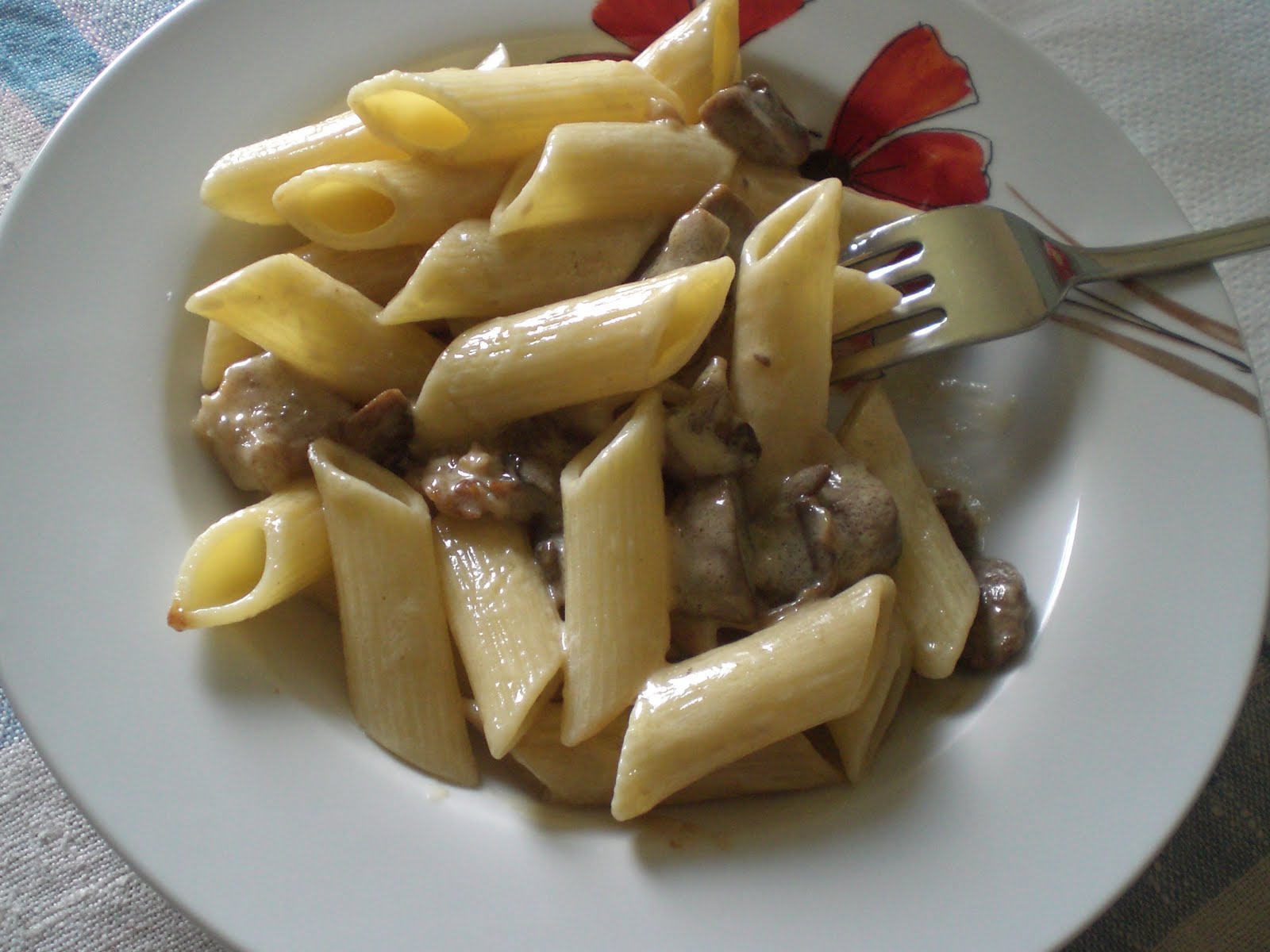 La cucina di nonna Luisella: Una gustosa pasta ai funghi