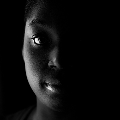 TIMBERWOLF PHOTOGRAPHY: PROJECT #5: DIRECT SIDE LIGHT PORTRAITS