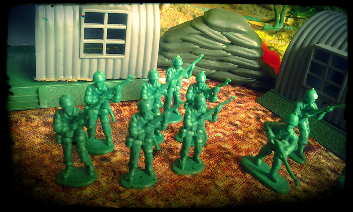 HO scale Military Camp and Helicopter Base