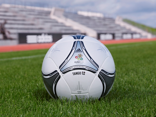 adidas Tango 12 Finale ball unveiled | DISKIOFF