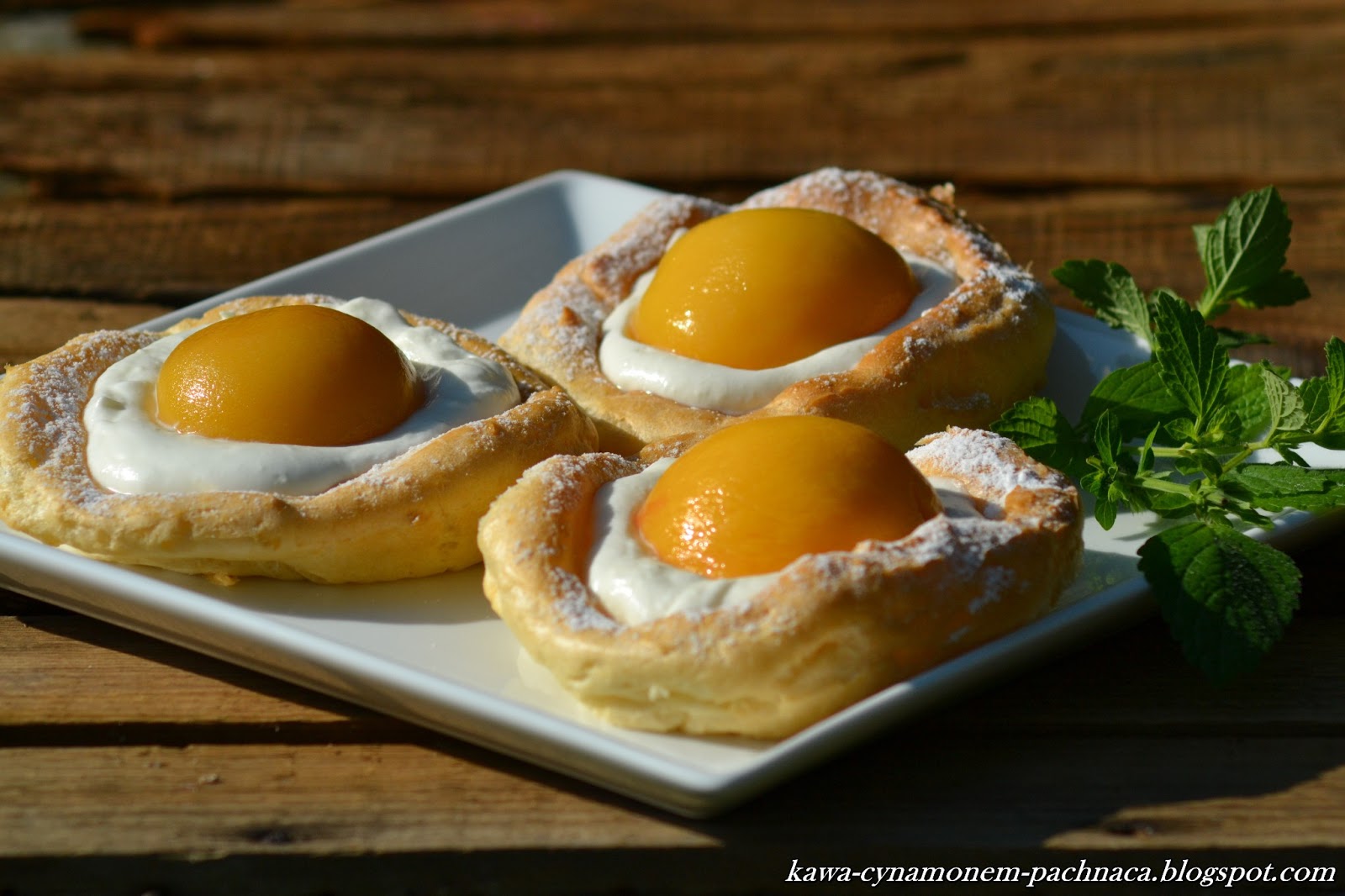Kawa cynamonem pachnąca: PTYŚ INACZEJ czyli SŁODKIE SADZONE JAJKA