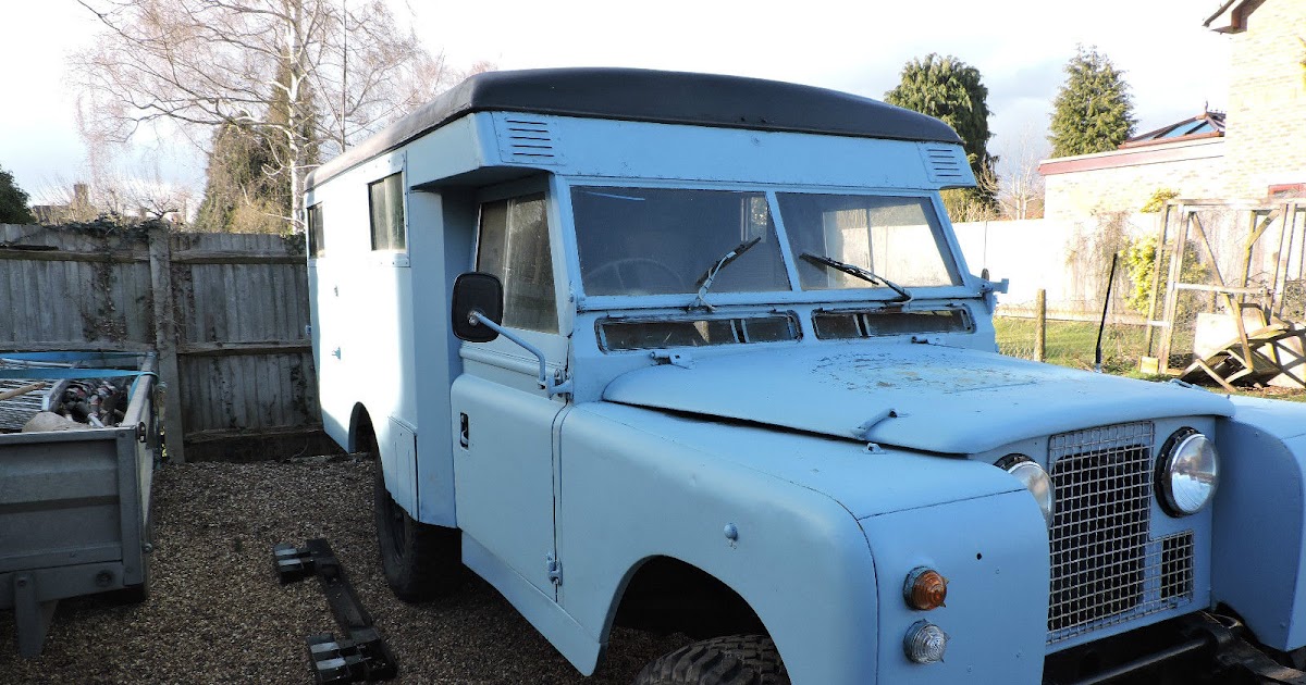 Landrover Defender: Land Rover Series 2A Ambulance/ 4x4 camper