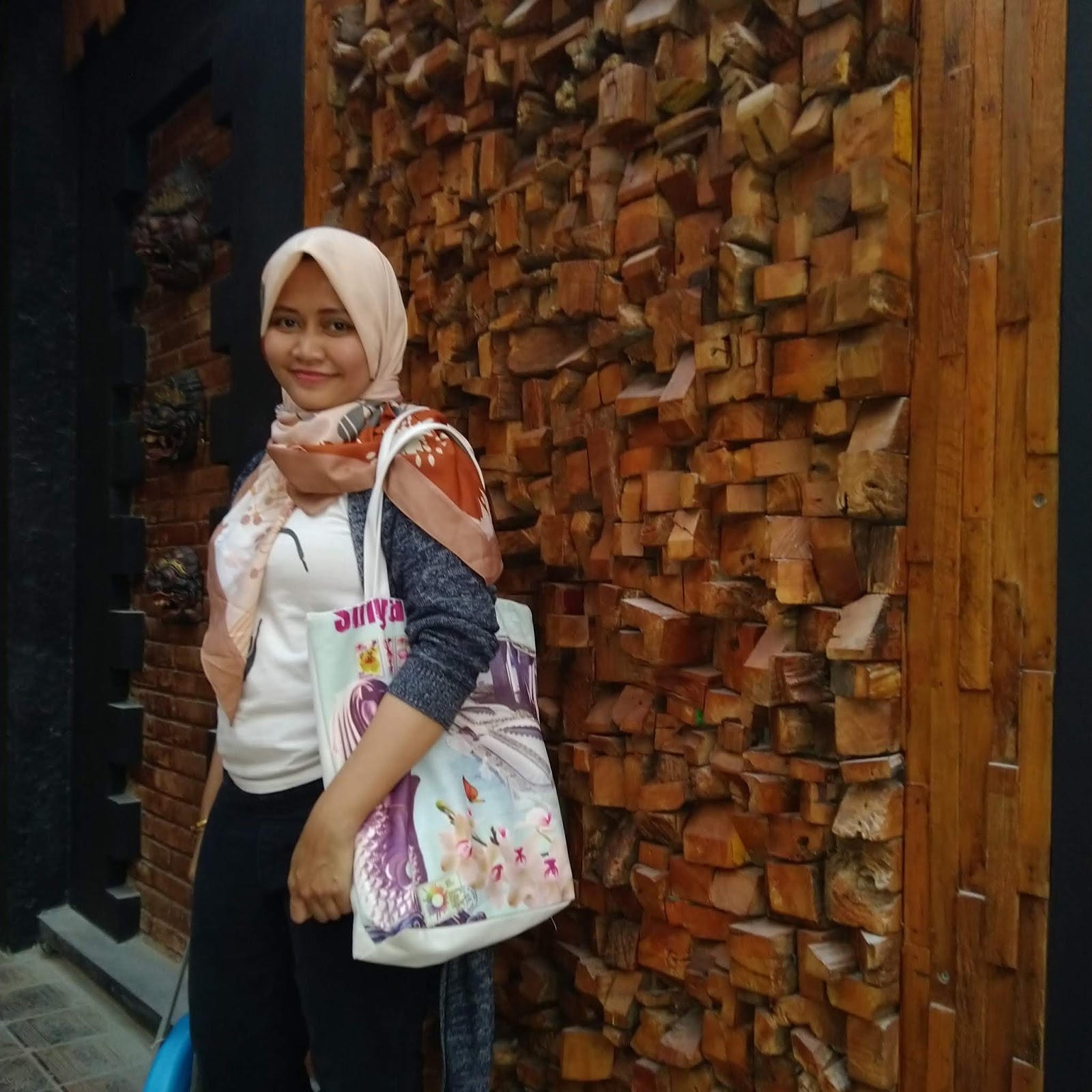 5 Fakta (Tidak) Penting Seorang Dedew