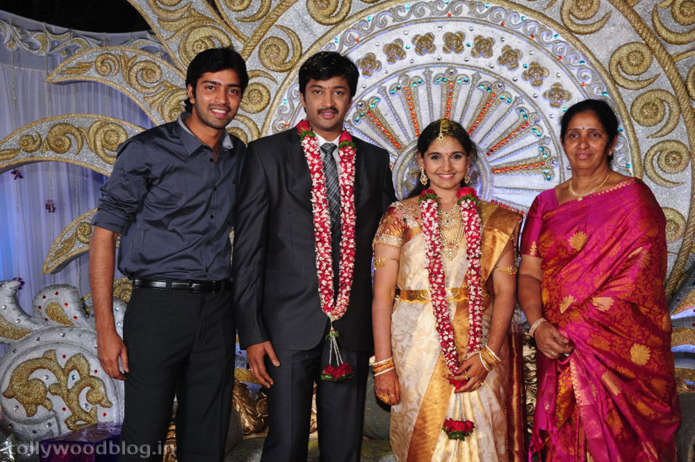 Aryan Rajesh with His wife Subhashini and Family Photos stills