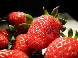 Bucataria Antoniei: Tarta din clatite marocane cu fructe