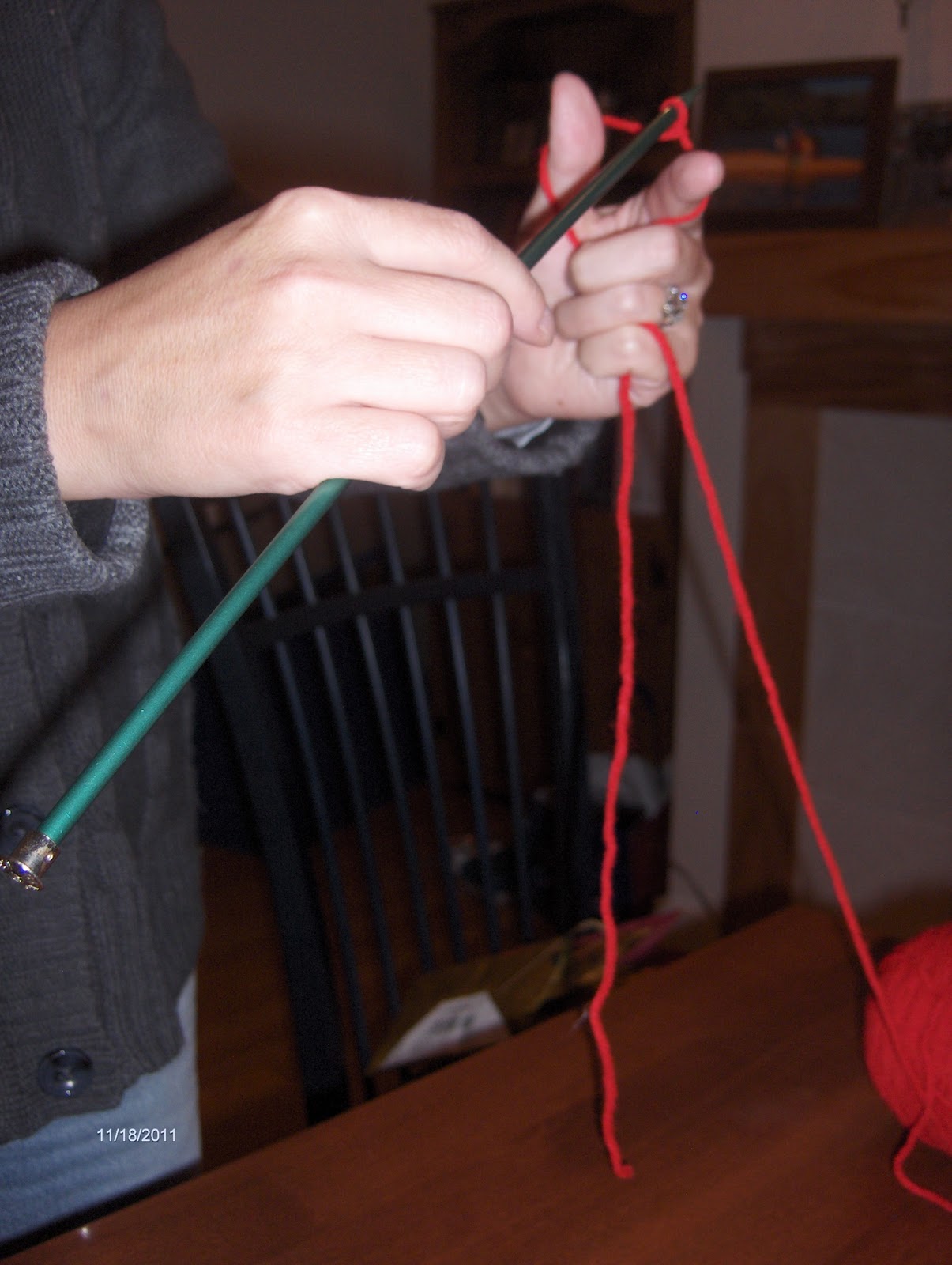 Suburban Prairie Homemaker: The 9 Days of Knitting Tutorial and Knit-along