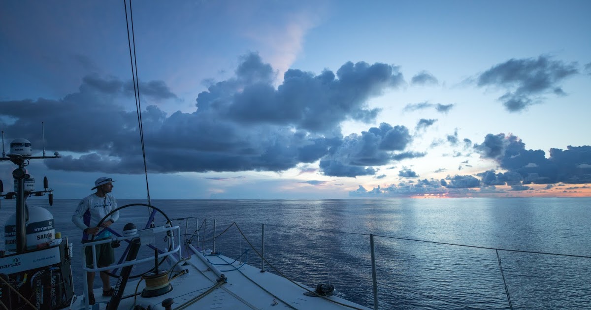 Volvo Ocean Race / The fleet enters its third day of Doldrums in very ...