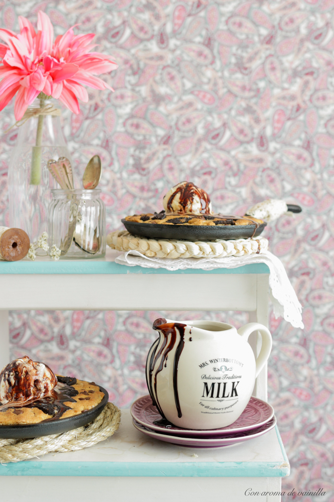 Skillet cookie tipo Tony Roma´s con chocolate y oreo | Con aroma de ...