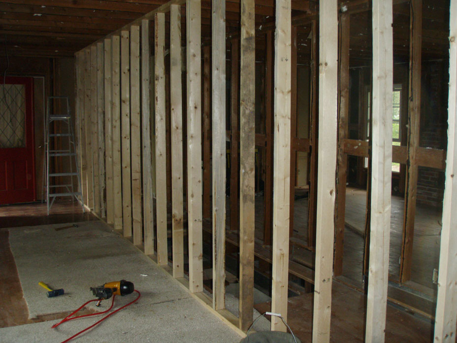 Side of Ranch: Support Walls