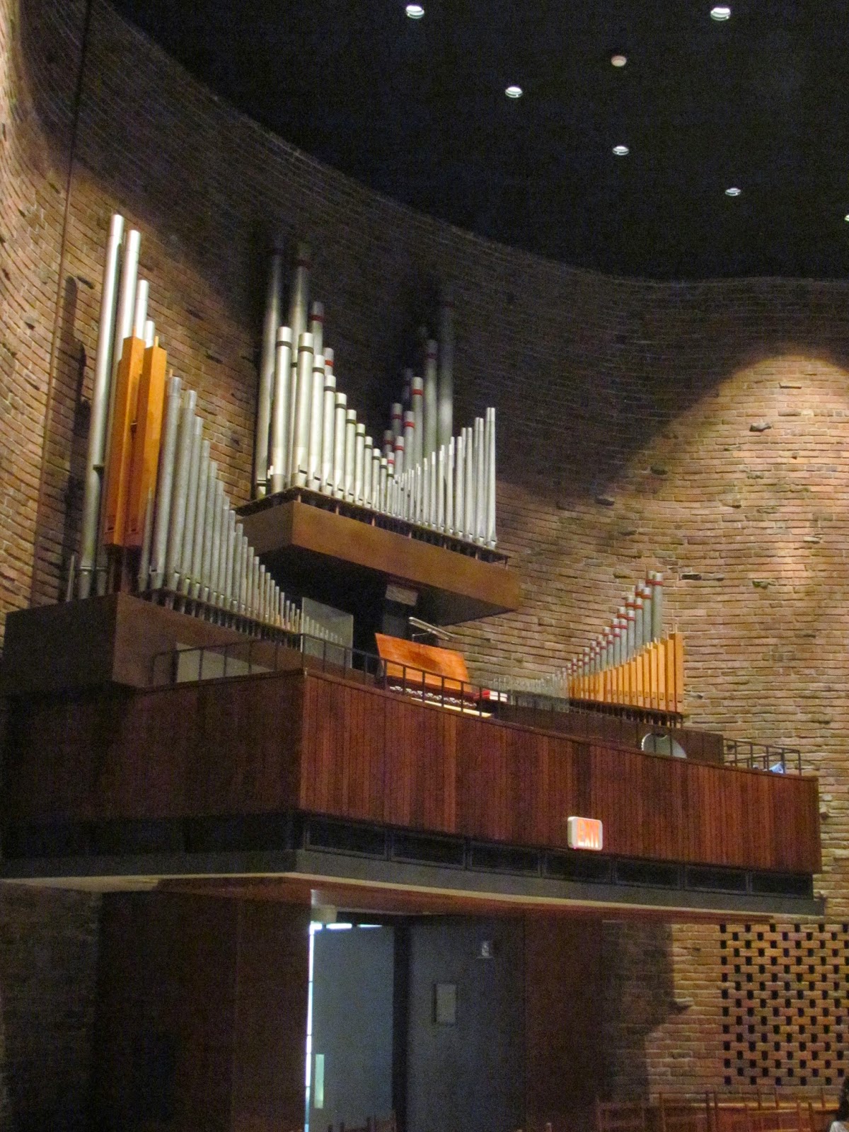 Sérgio Bastos Arquitetura: MIT Chapel em Cambridge / Massachusetts