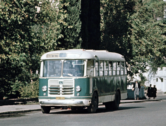 Автомобили СССР: Автобус ЗиЛ-158