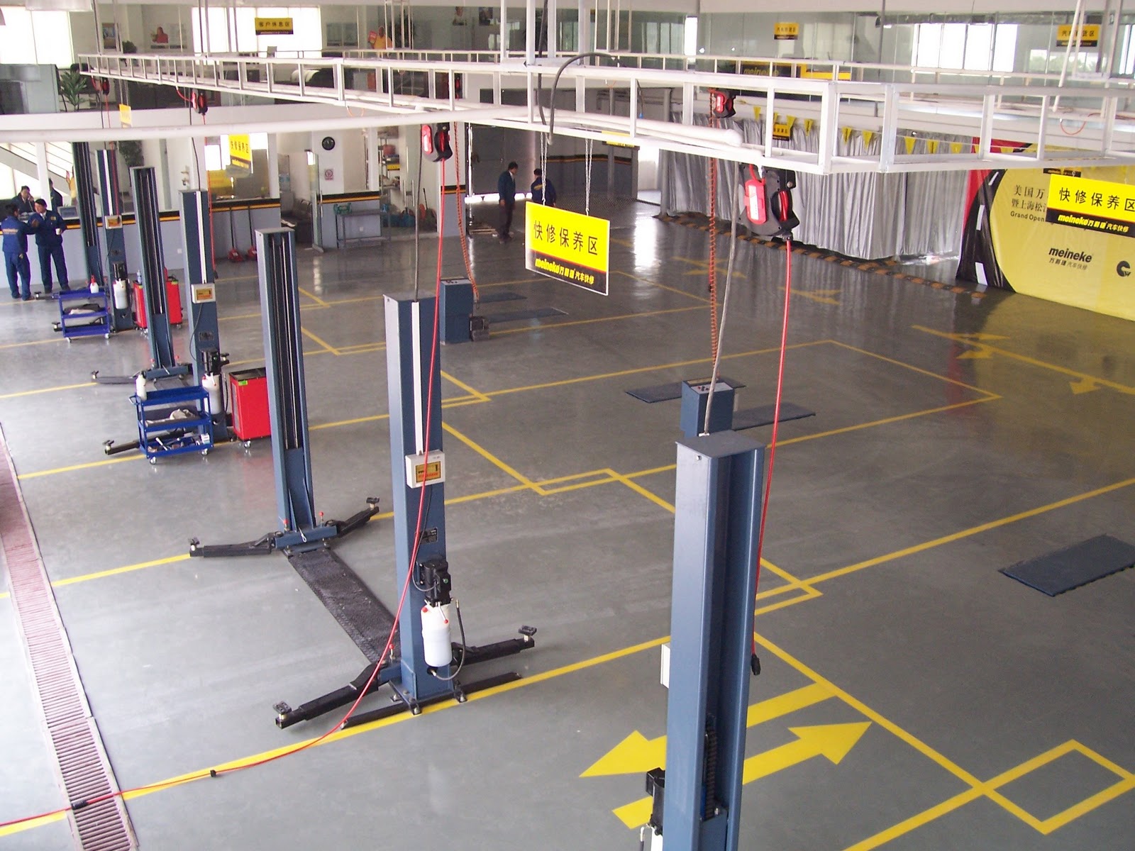 Meineke San Mateo: Suspensión