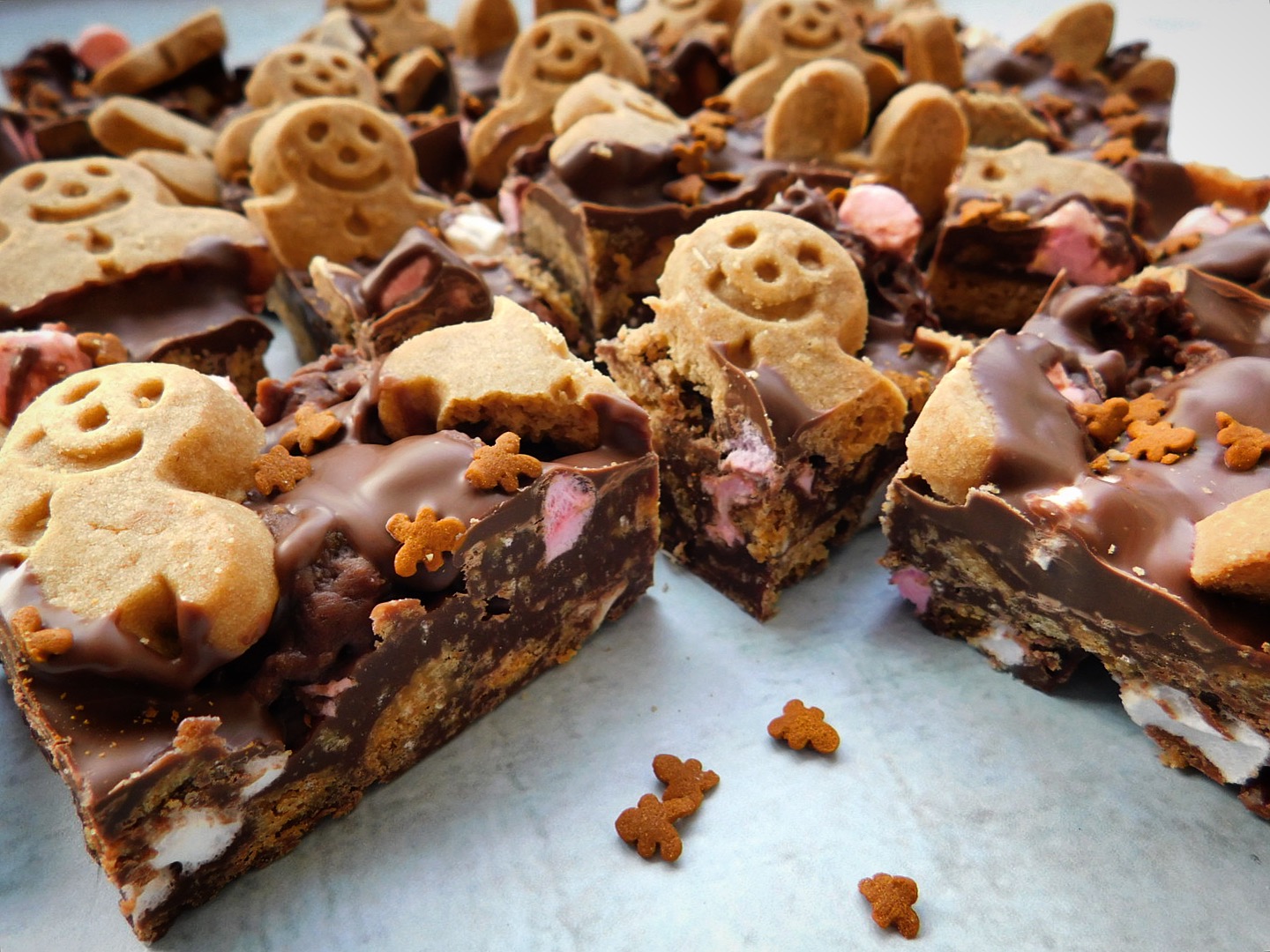 Gingerbread Men Rocky Road | Foodie Quine - Edible Scottish Adventures