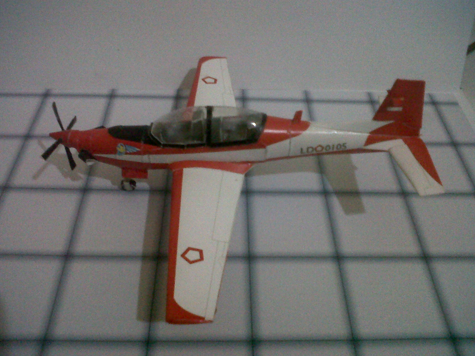KT-1B Wong Bee Jupiter Aerobatic Team Papercraft