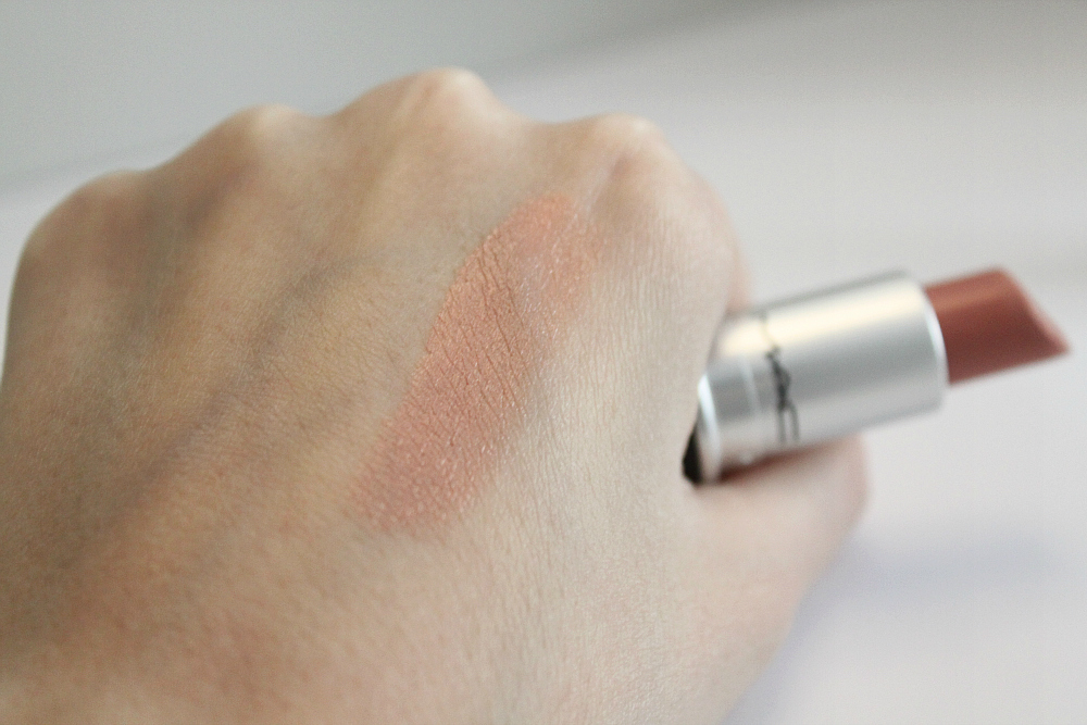 MAC Hue Lipstick | Görkem Karman Abat