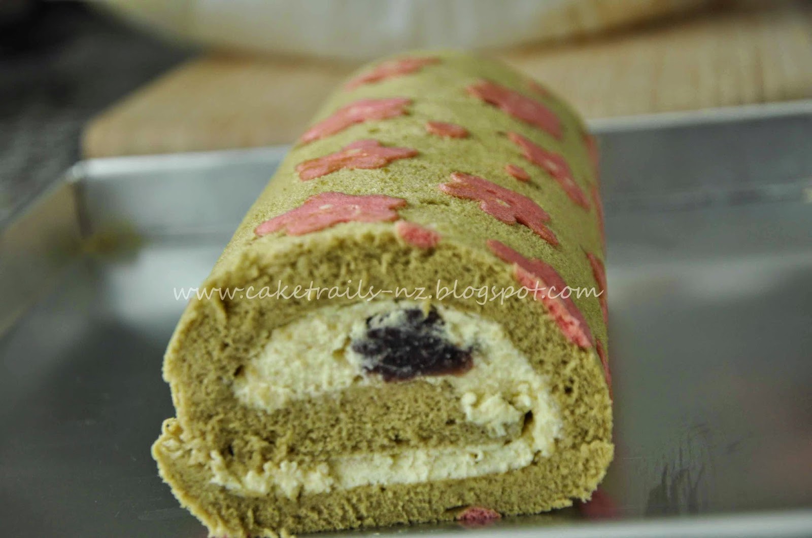 Cake Trails...: Matcha swiss roll