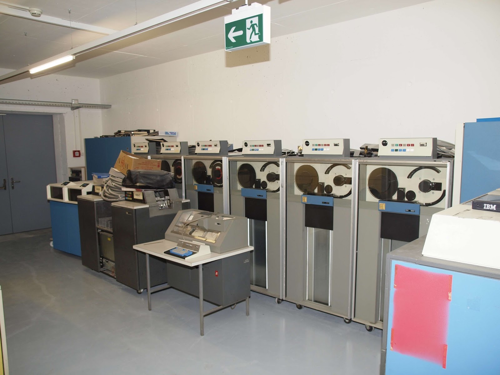 PLE: El Funcionamiento del Ordenador: 2017