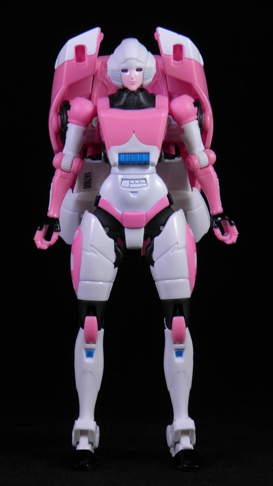 She's Fantastic: Transformers: Generations - ARCEE!