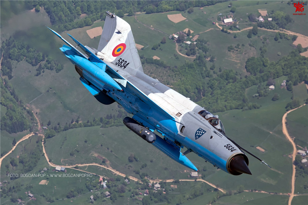 Russia's MiG-21: The Fighter Jet That Could Fly for 100 Years?