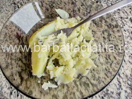 Cartofi copți cu smântână | Rețete BărbatLaCratiță