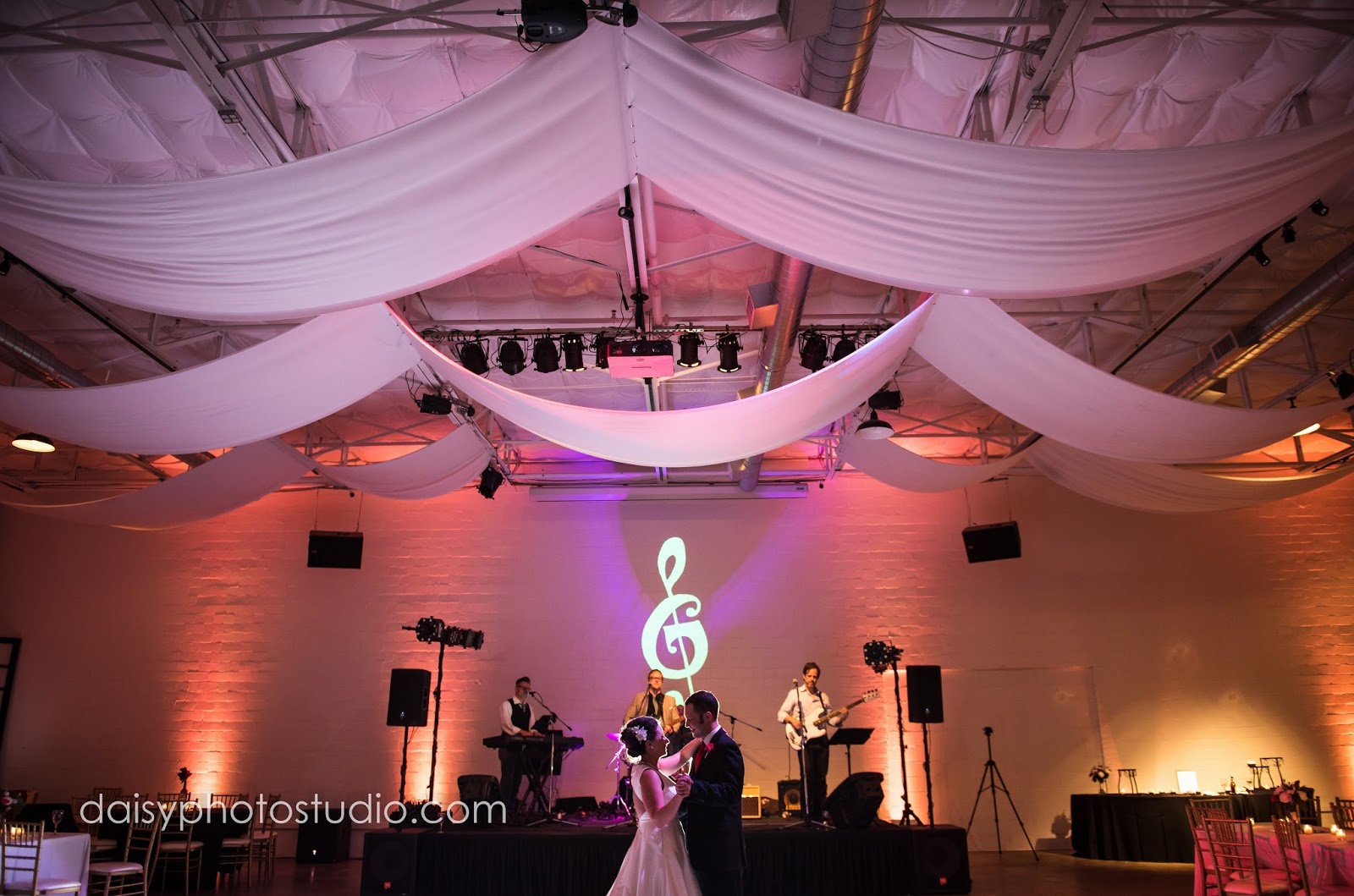 Fleurs de France: Marcee & Scott Gasikowski