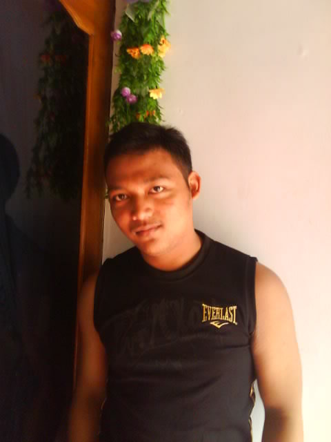 PRIA TAMPAN INDONESIA: Tito Baskoro