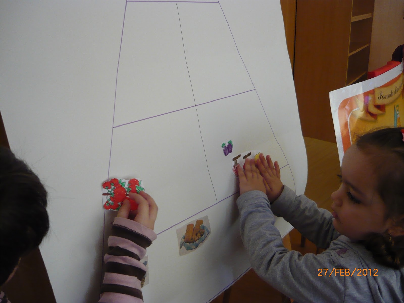 gradinita mea: ,, PIRAMIDA ALIMENTELOR!