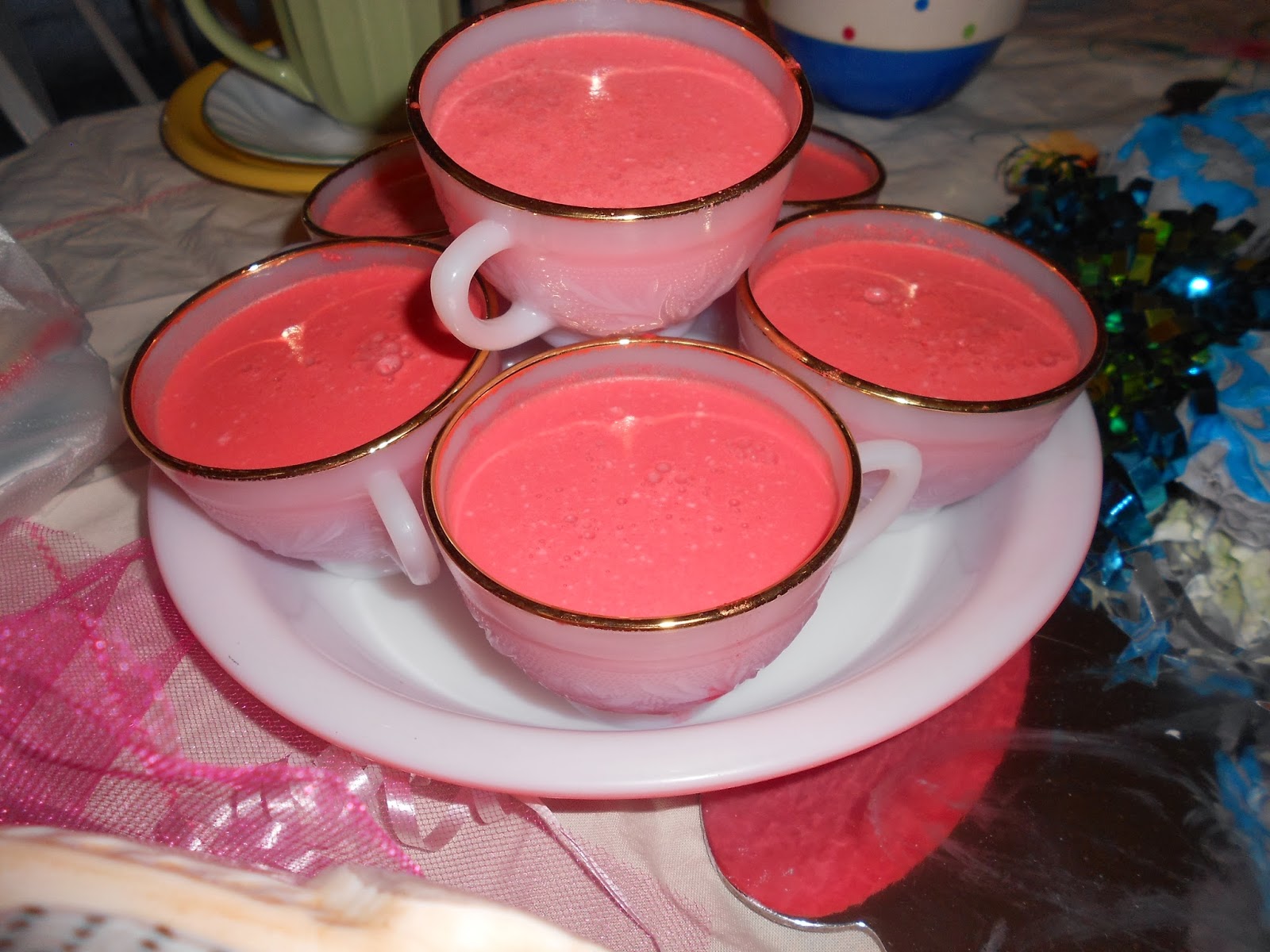 The American Homemaker: Magic Jello!