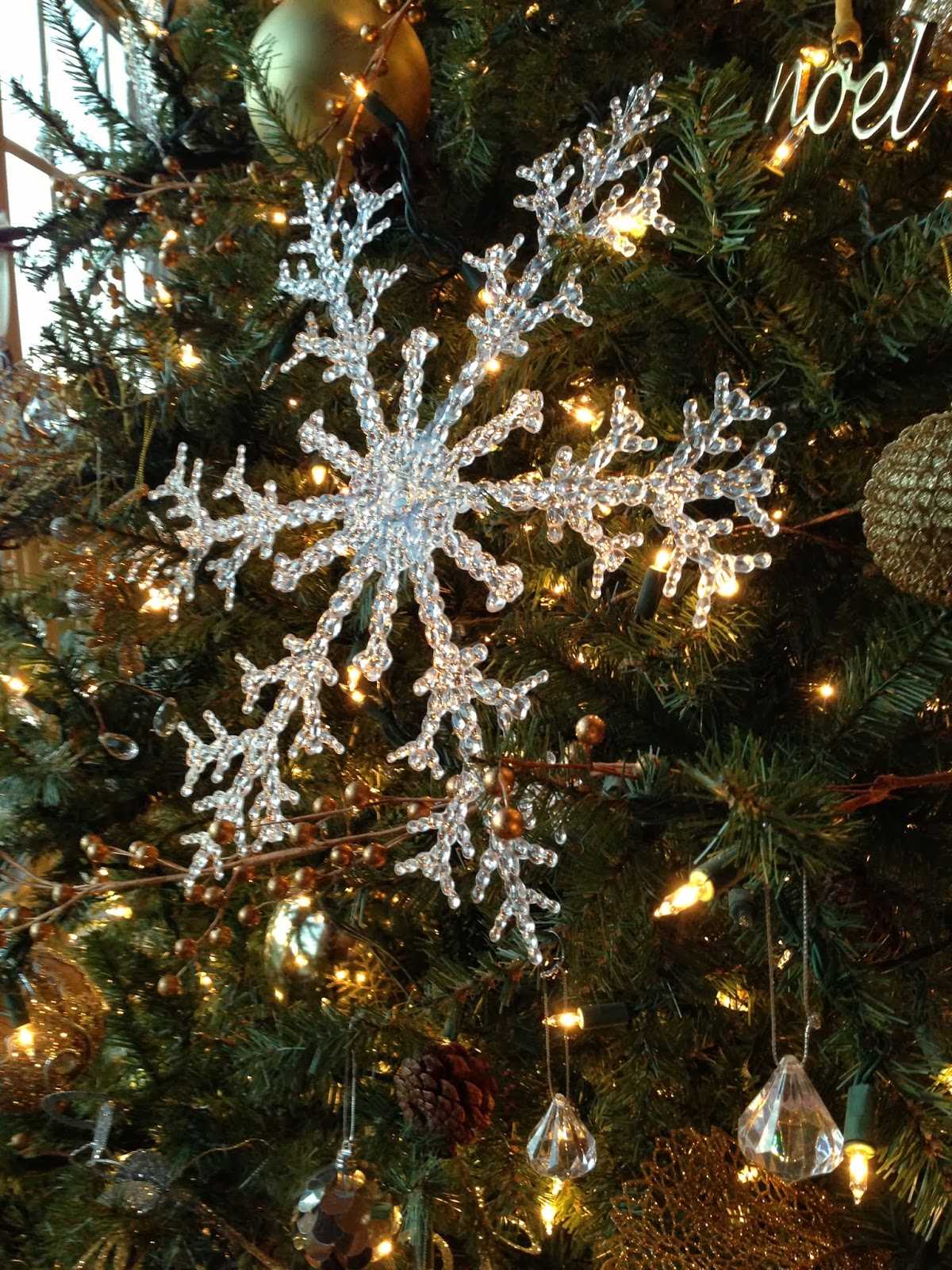 ~ I'M NOT MESSY... I'M JUST BUSY ~: O Christmas Tree... A Fancy Tree...