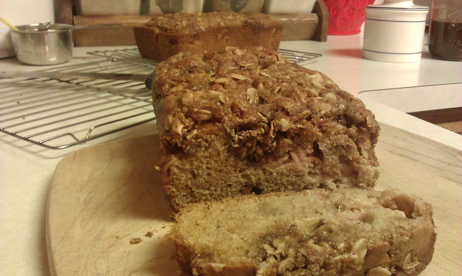 bcmom's kitchen: Rhubarb Bread