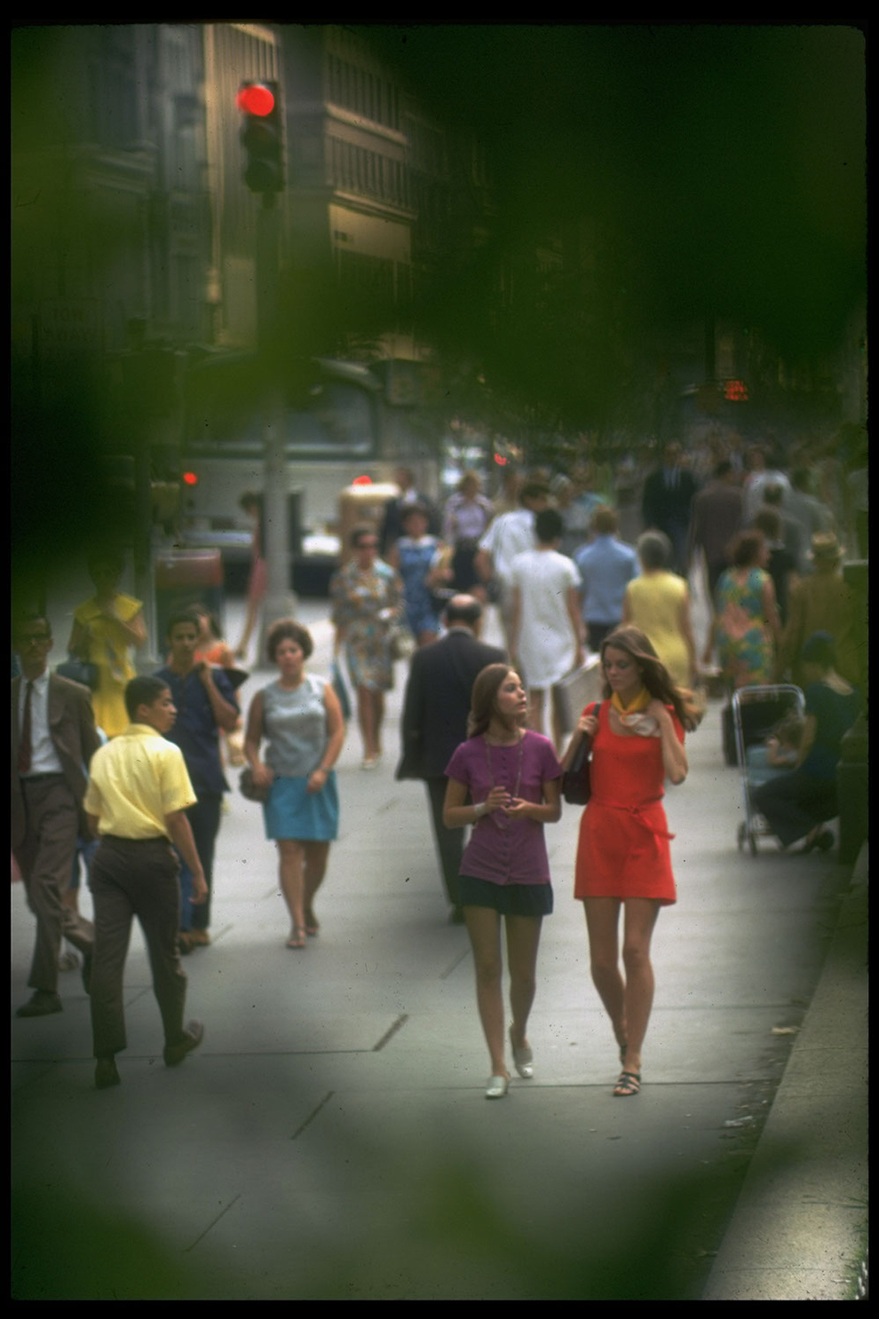 30 Wonderful Color Photographs of New York City in the Summer of 1969 ...