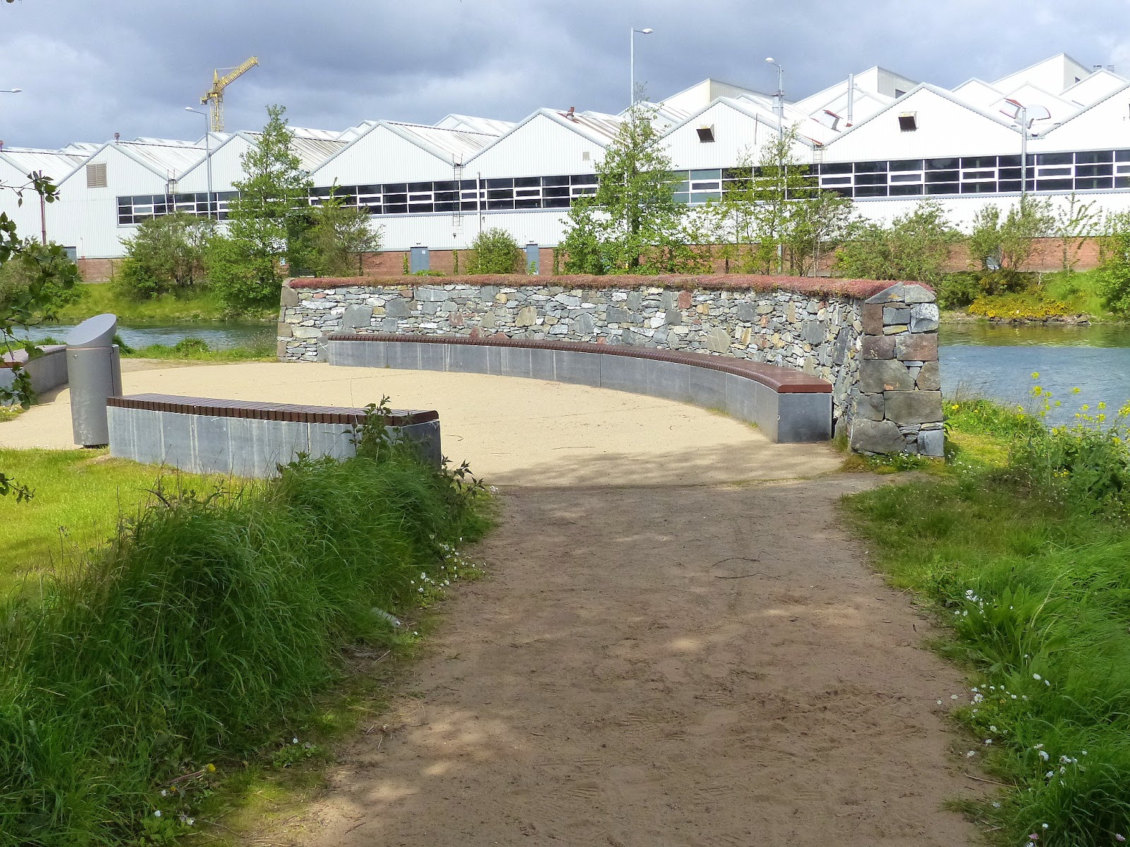 Birding For Pleasure: GOOD FENCES- Victoria Park, Belfast (Part 2)