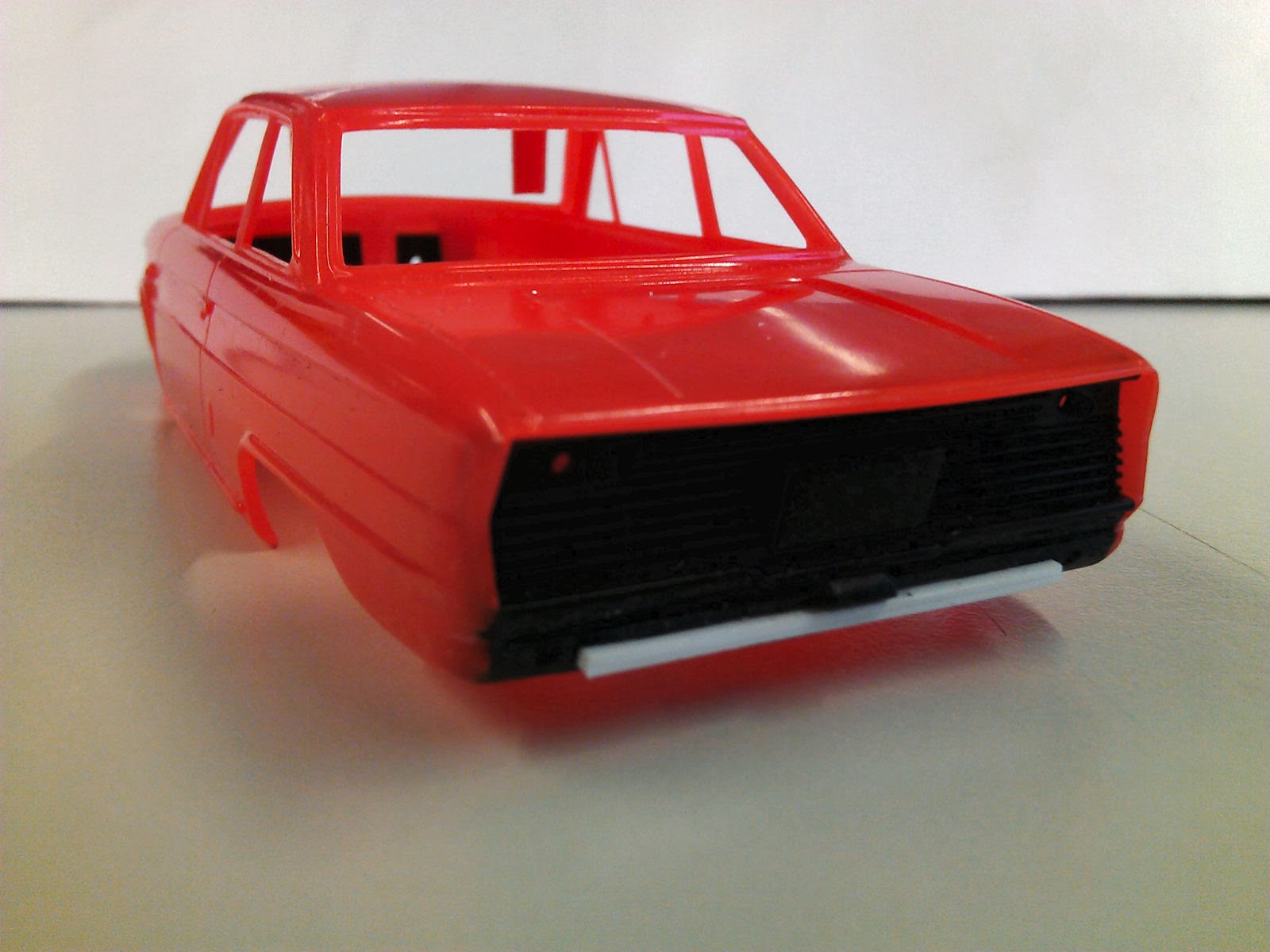 Carlitos-Slot: Hino Contessa 1300 Coupe - Pt3 - Slot Car
