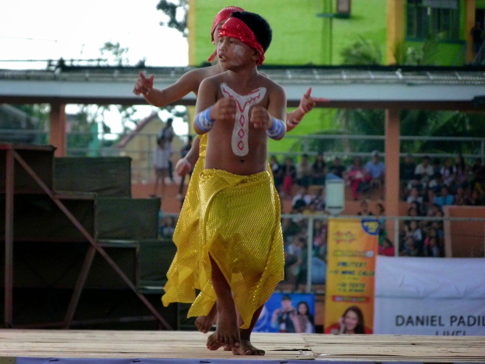 2014 PINTADOS-KASADYAAN FESTIVAL - Lakwatserong Tsinelas