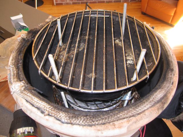 SandyMakes.org: Ceramic Pot BBQ Smoker - v6
