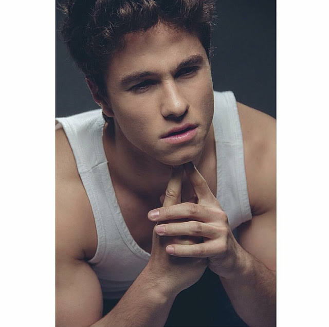 Sou Luna: Photoshoot Michael Ronda