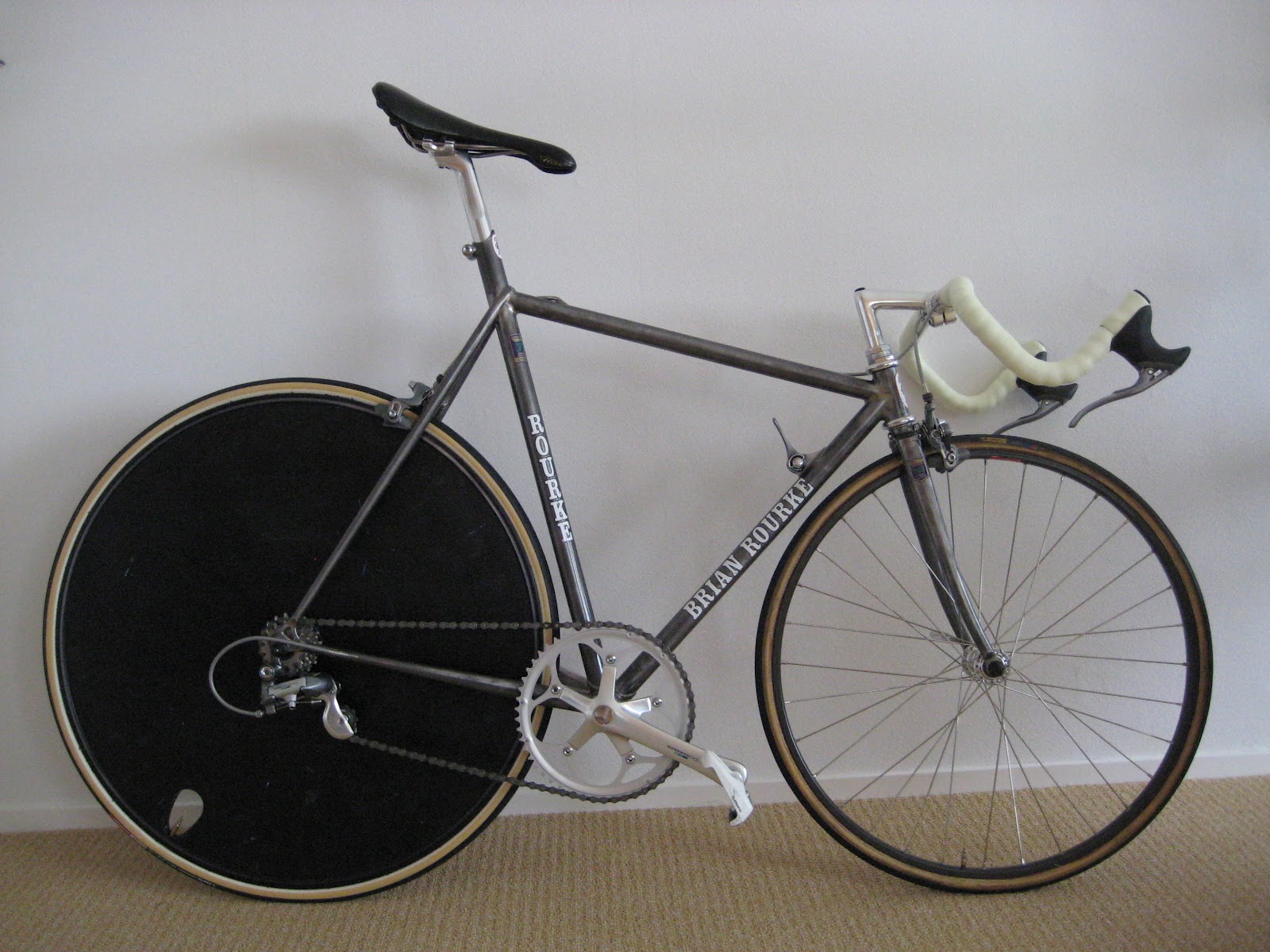 Lo pro cycling club: Brian Rourke TT Frame