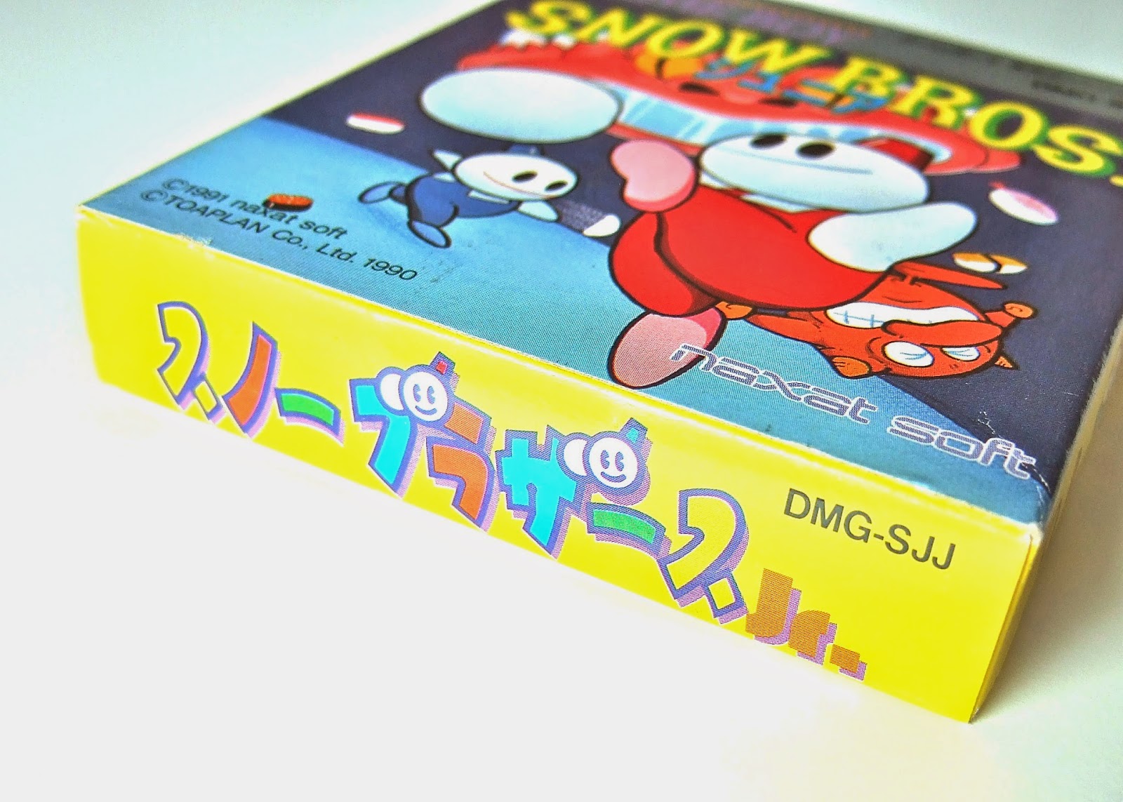 The Gay Gamer: 'Tis the season for Snow Bros. Jr. (GameBoy)