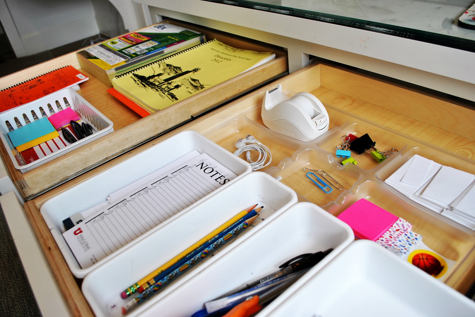 Delicious Spaces: ~Desk Drawer Organization~